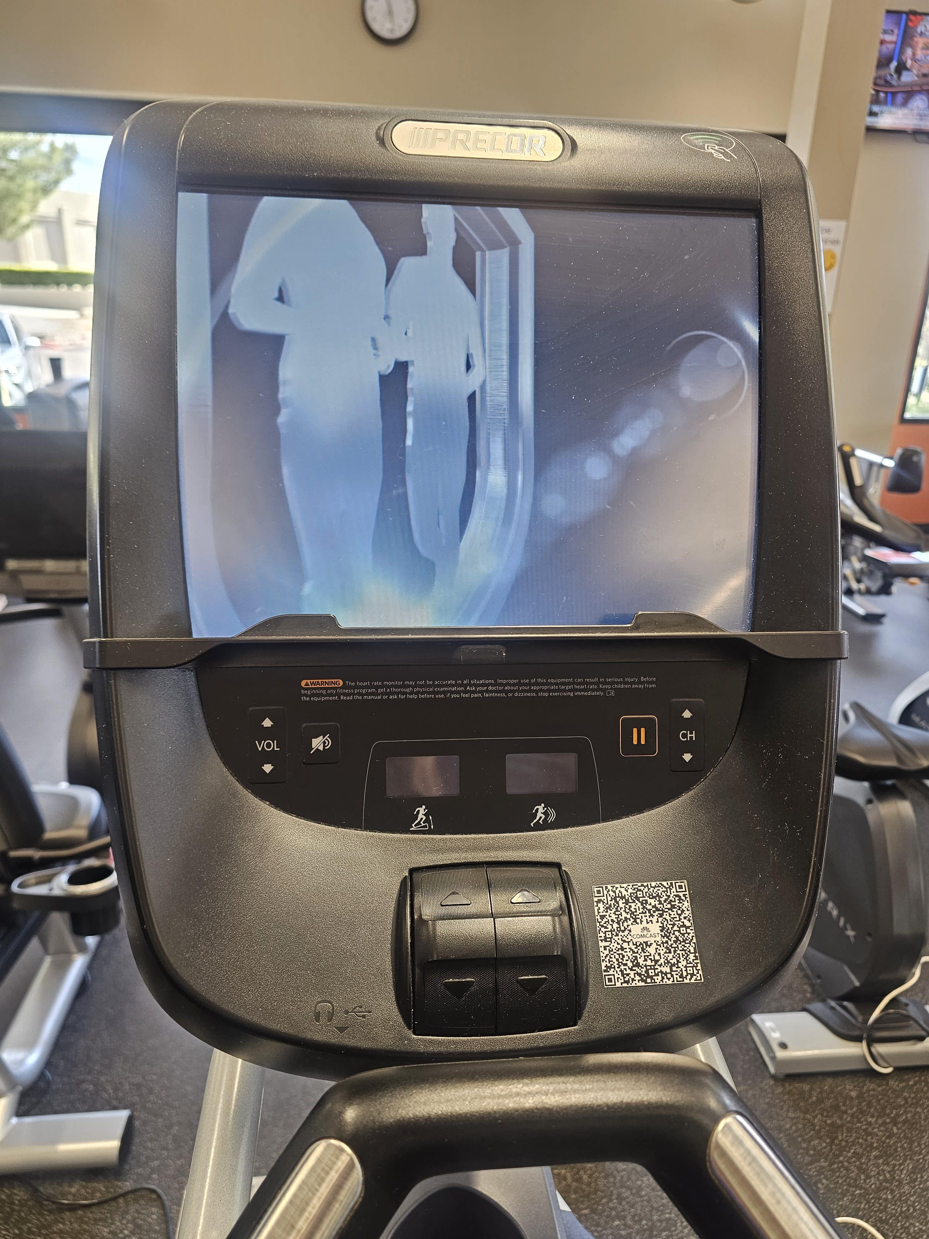 Precor Adaptive Motion Trainer 885 (AMT) with P82 Console ...